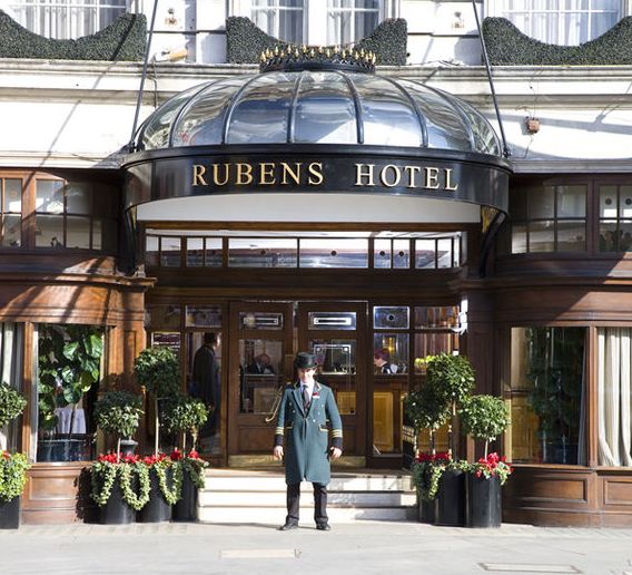 All About London: Rubens at the Palace